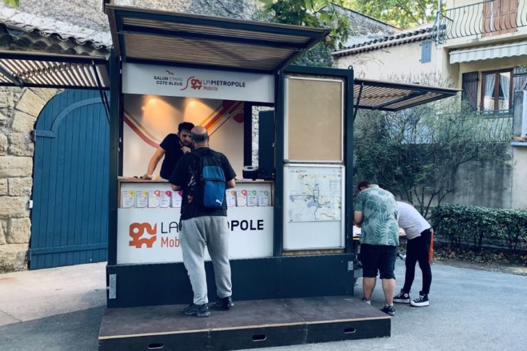 Kiosque agence commerciale mobile TRANSDEV VITROLLES